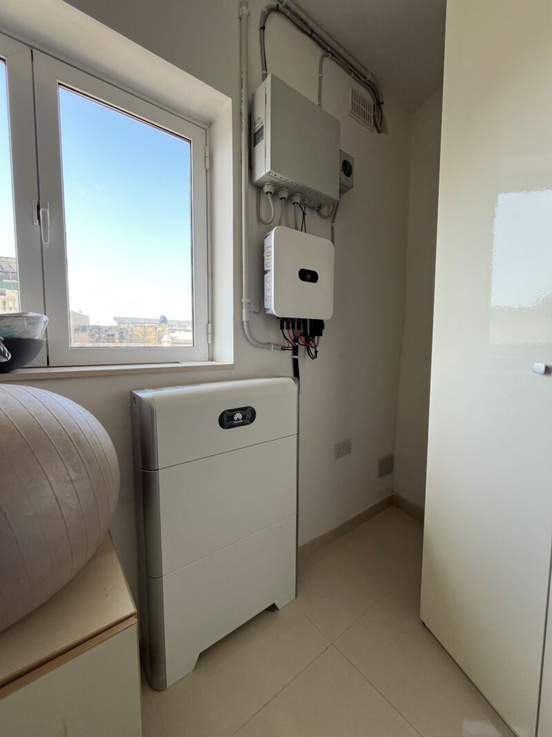 Solar Panels Malta ☀️ Online Shop and 2024 PV Deals